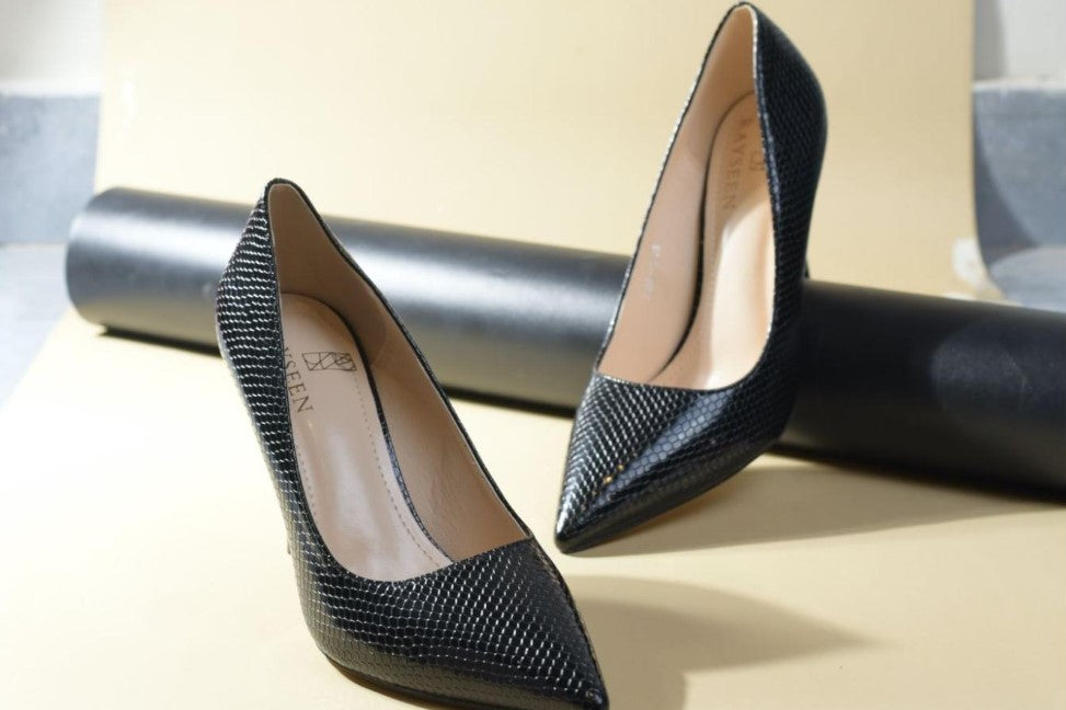 High Heels vs Flats - Comfort, Style & Foot Health – Rayseen